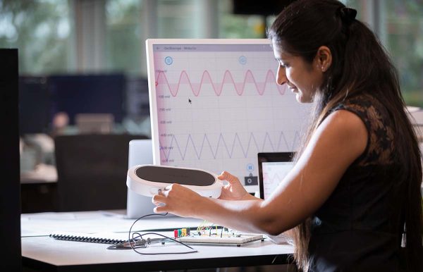 Moku:Go with 14 Integrated Instruments - Liquid Instruments